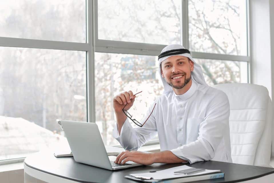 Move To Medina For Work Purpose To Settle Permanently With Family In ...